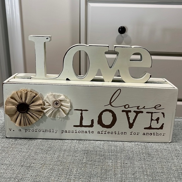Accents | Rustic Love Display Box | Poshmark